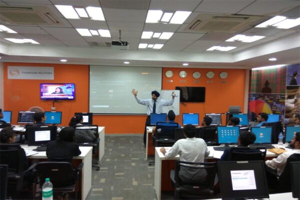 Best Campus Life Experience | Universal AI University